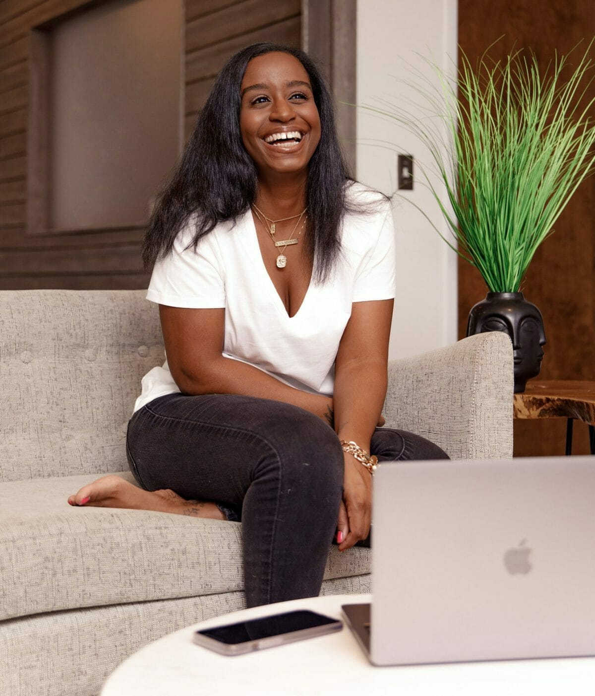 Top 10 Black Life Coaches For Black Women To Work With In 2023