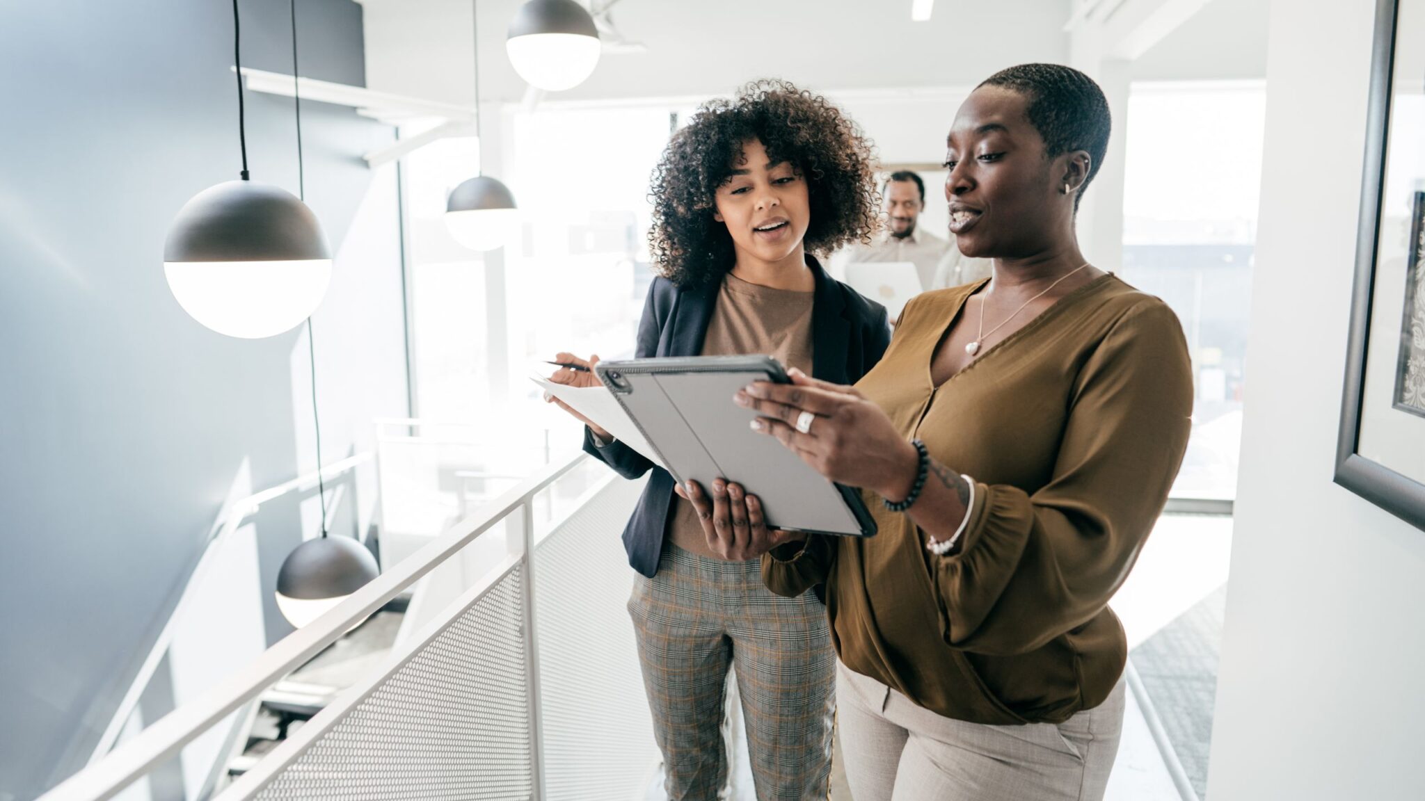 The Hidden Cost of Blind Spots in Hybrid Work & How to Eliminate Them